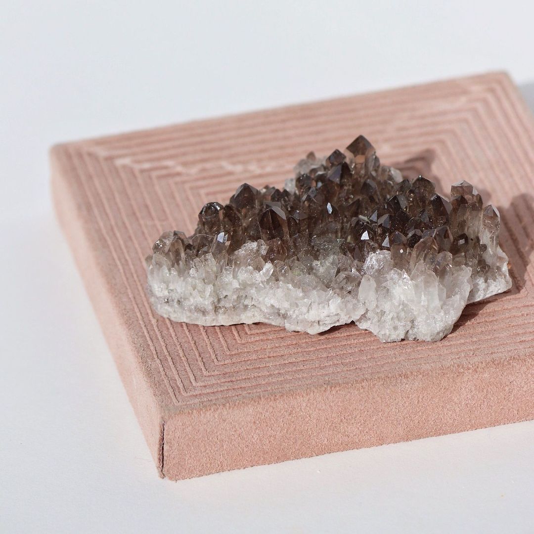 Crystals 101: Types of Quartz | Ohana Yoga + Barre
